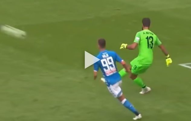 Liverpool news: Alisson no look pass video vs Napoli