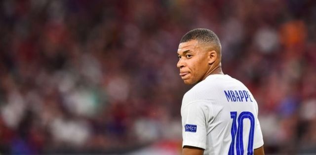 Former Liverpool star defends Kylian Mbappe after penalty miss at Euro ...