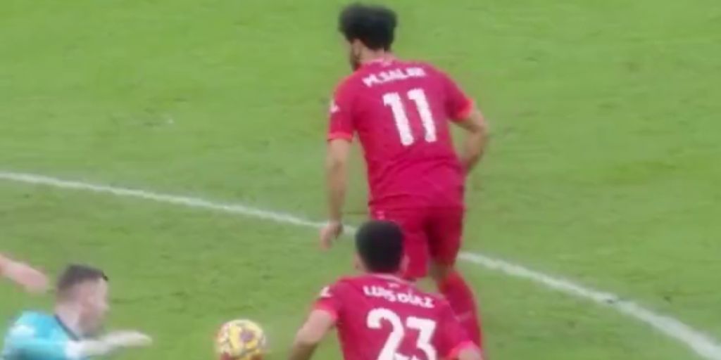 Compilation of Mo Salah's dribbling skills