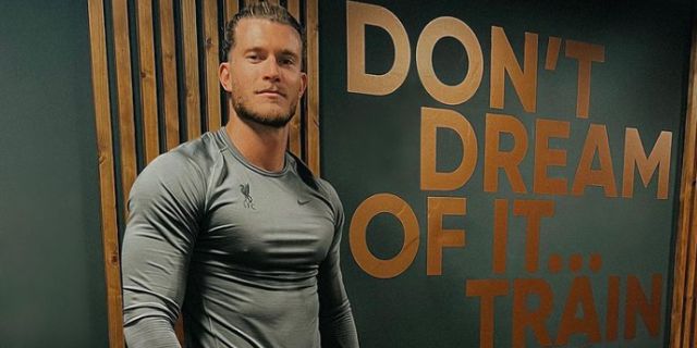 Karius looks unrecognisable as he shares image of physique