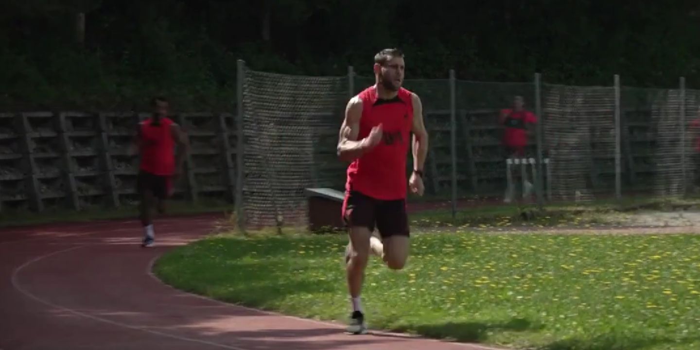 (Video) Milner destroys Salah & Liverpool teammates in group run