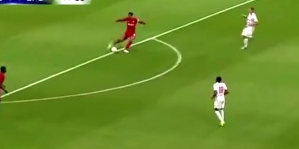 van Dijk shows off ridiculous passing ability with a perfect dispatch ...