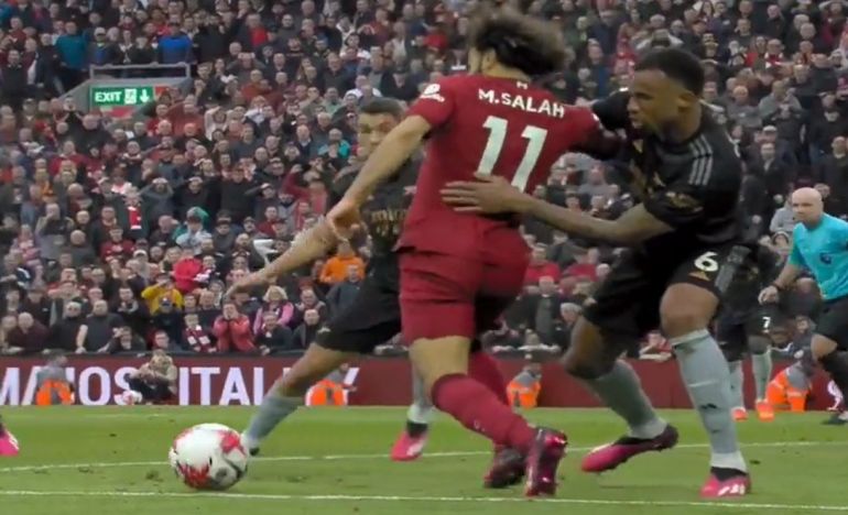 (Video) Mo Salah appeared to have been fouled by Gabriel in Arsenal draw