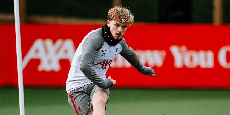 Fans will love what Elliott was doing during Liverpool's pre-season game