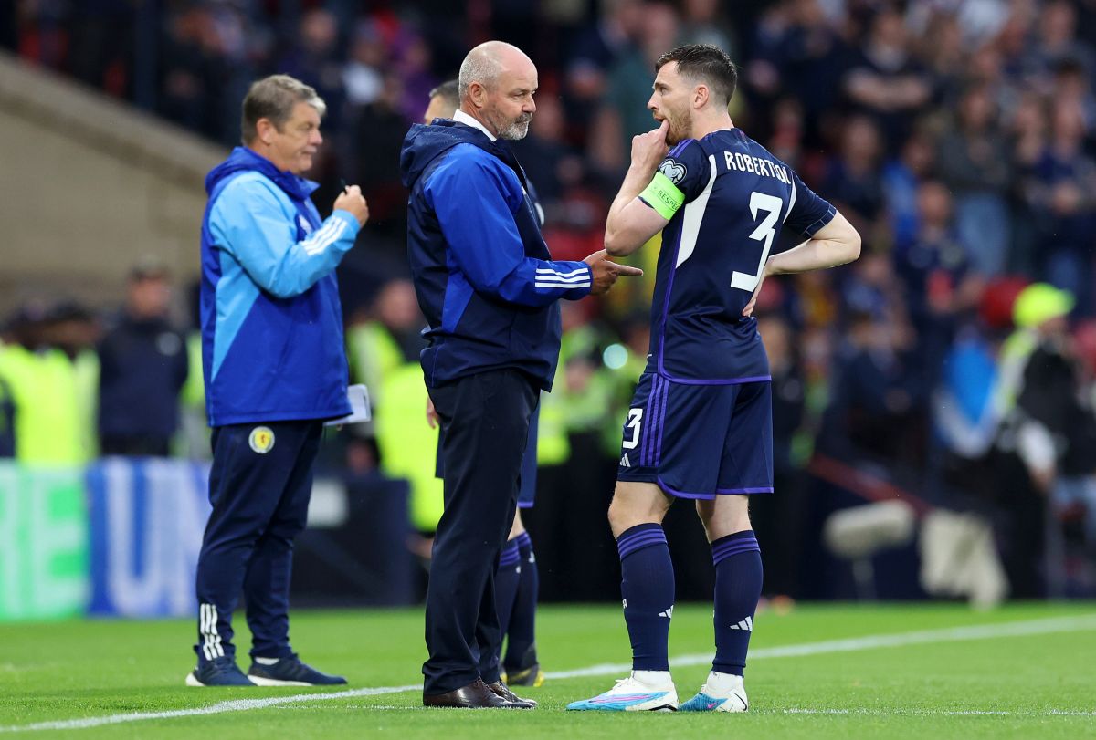 Steve Clarke drops potential injury timeline hint over Andy Robertson
