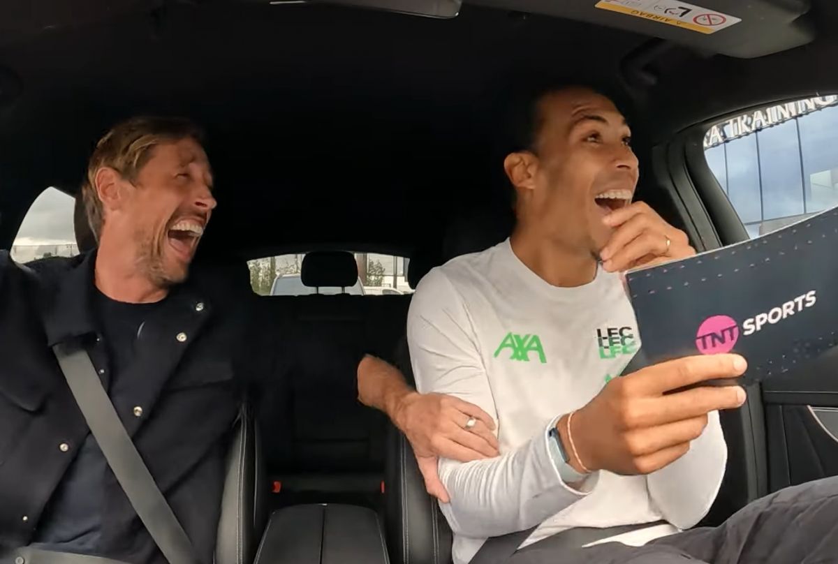 (Video) Peter Crouch had Van Dijk howling with laughter with quickfire quip