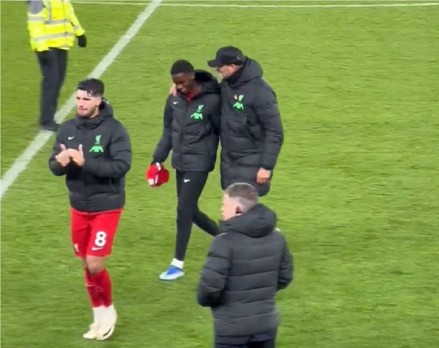 (Video) Klopp shares adorable exchange with Nyoni after Liverpool win