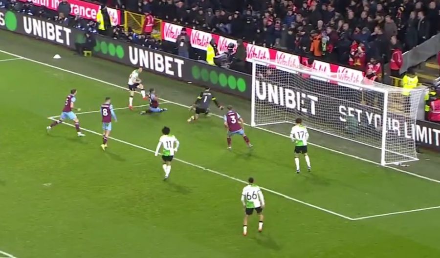 Super sub Jota hands Liverpool belated Xmas gift with late Burnley goal