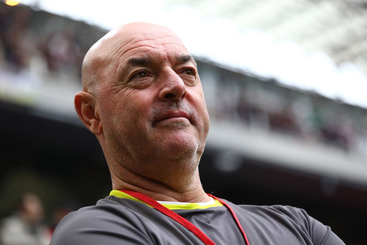 Grobbelaar: LFC can't sign free agent who's 'never developed any players'