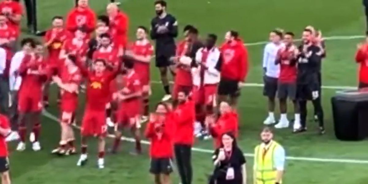 Fan captures what Gakpo did to a crying Alexander-Arnold