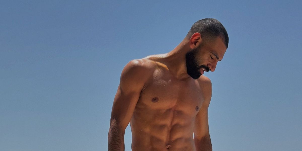 Mo Salah shows off impressive physique during summer break