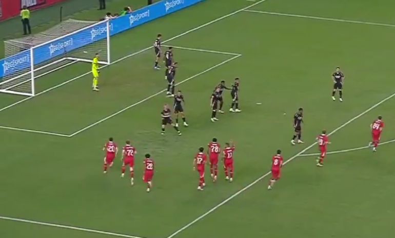 (Video) Arne Slot's new Liverpool corner routine will really intrigue fans