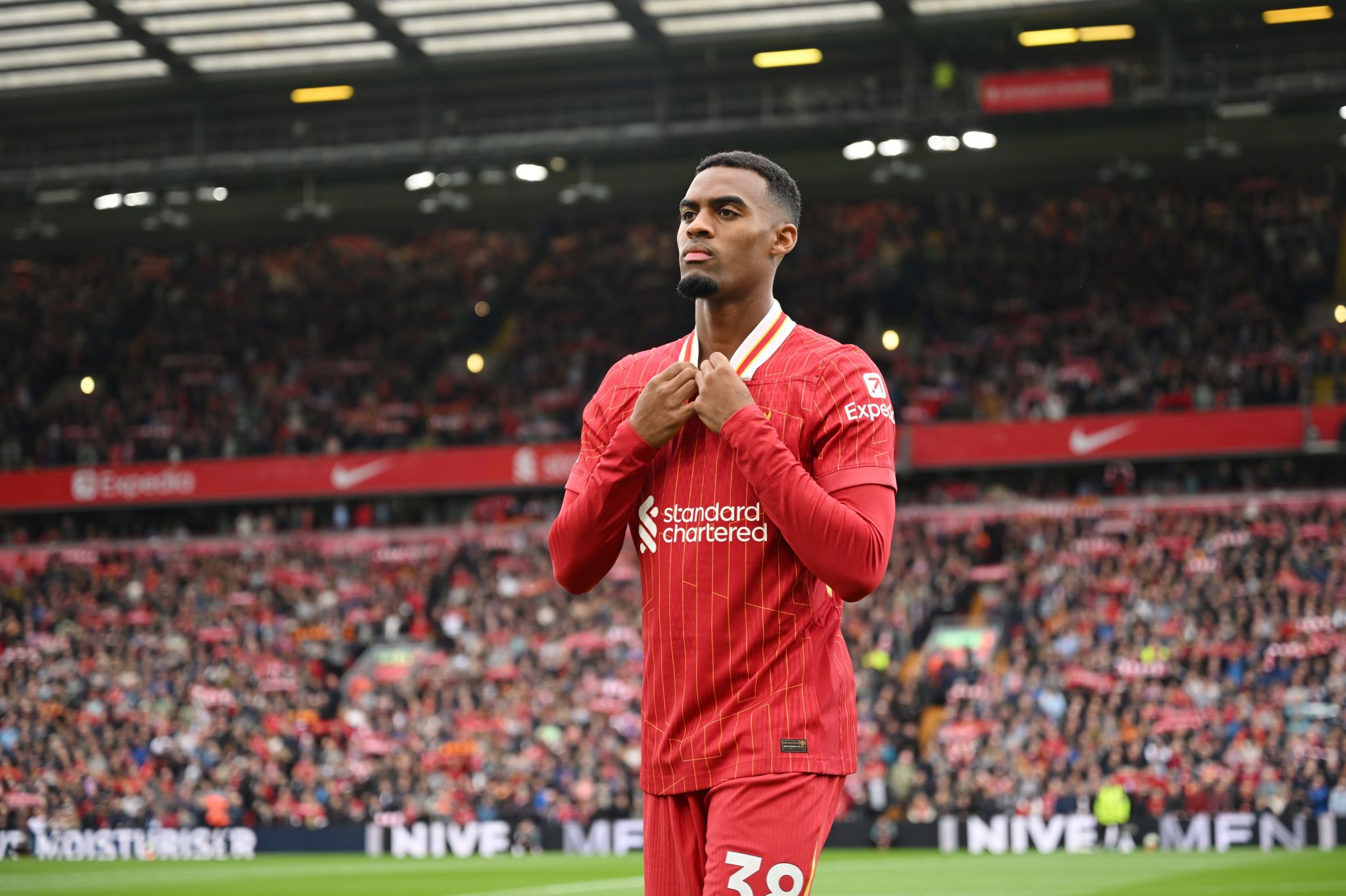 Gravenberch delivers honest early verdict on Arne Slot as Liverpool coach