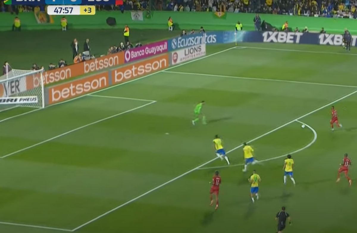 (Video) Alisson preserves victory for Brazil with 'brilliant' save v ...