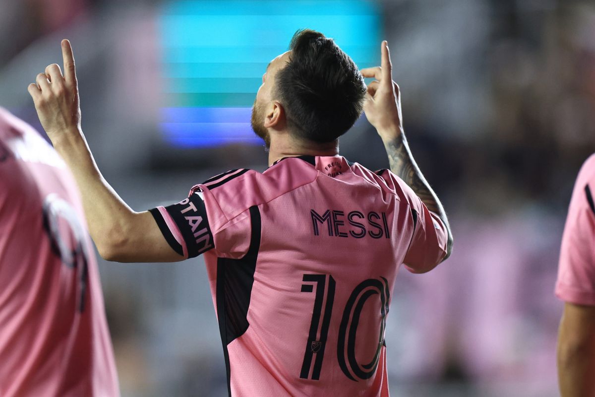 Liverpool and Man City showing interest in Facundo Buonanotte