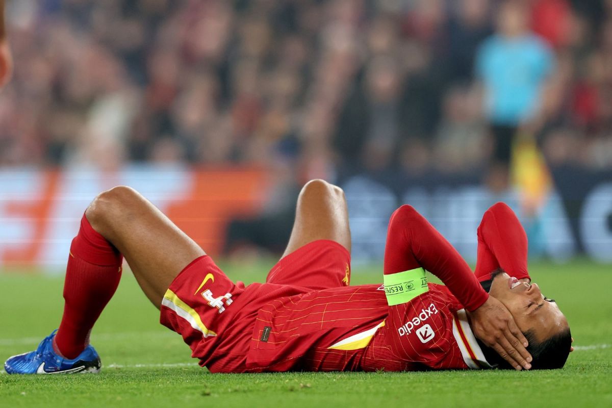 Virgil van Dijk sent home from Netherlands camp 'on medical grounds'