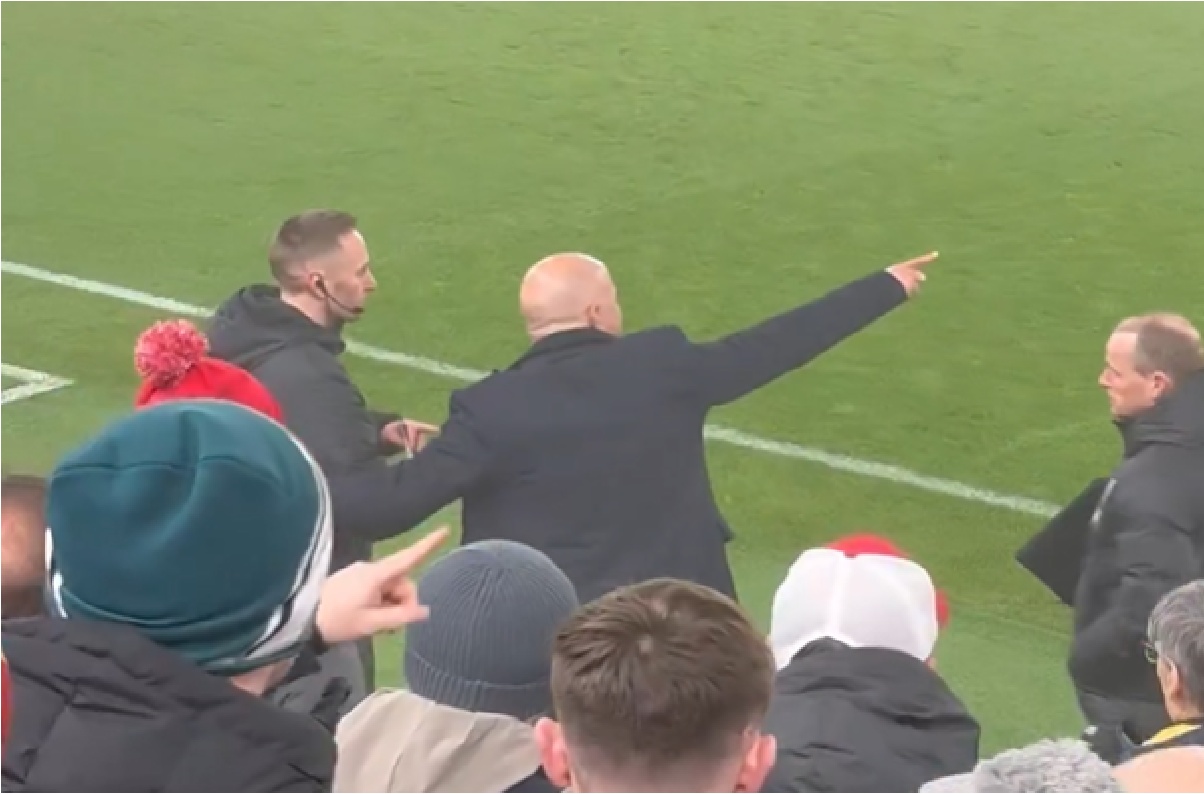 (Video) Slot remonstrate with 4th official during Liverpool's win v ...