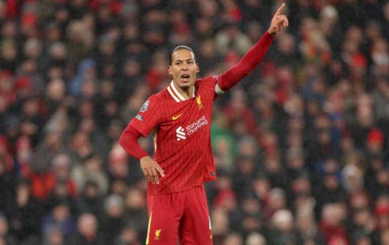 Lewis Steele: Van Dijk 'will end up signing' a new contract at Liverpool