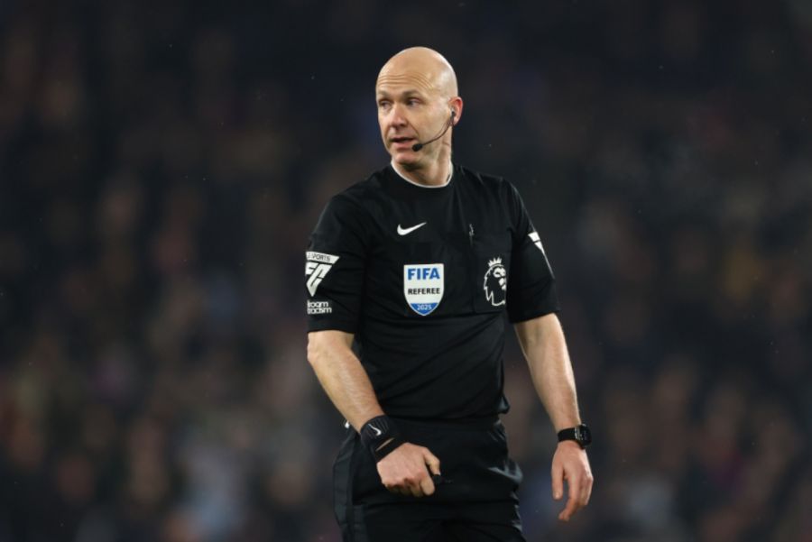 Anthony Taylor praised for refereeing performance in Man City v Liverpool