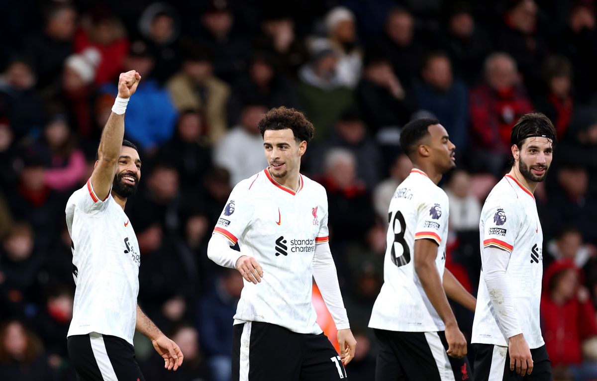 Tim Howard likens current Liverpool side to peak Manchester City