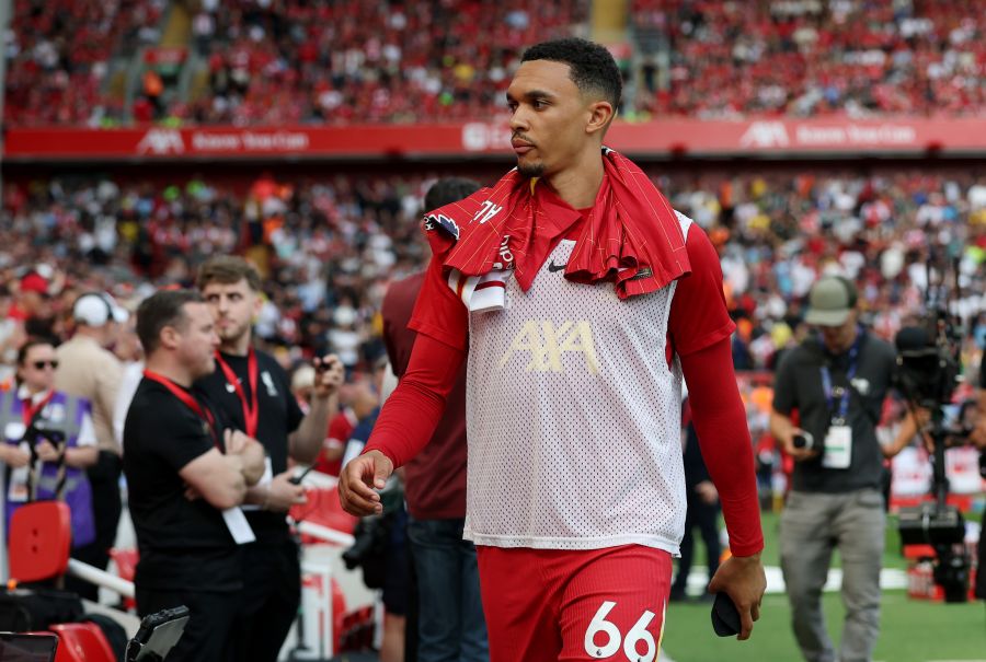 Danny Murphy: Trent situation is 'sad' but fans' reaction understandable