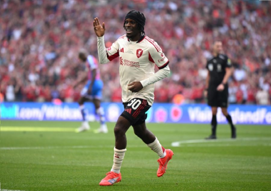 Jeremie Frimpong scores on Liverpool debut after brilliant Szoboszlai pass