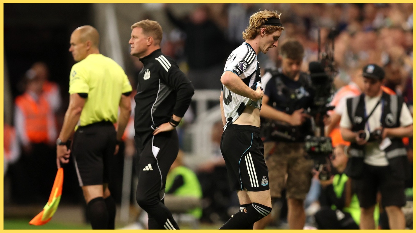 Anthony Gordon apologises after reckless red card against Liverpool