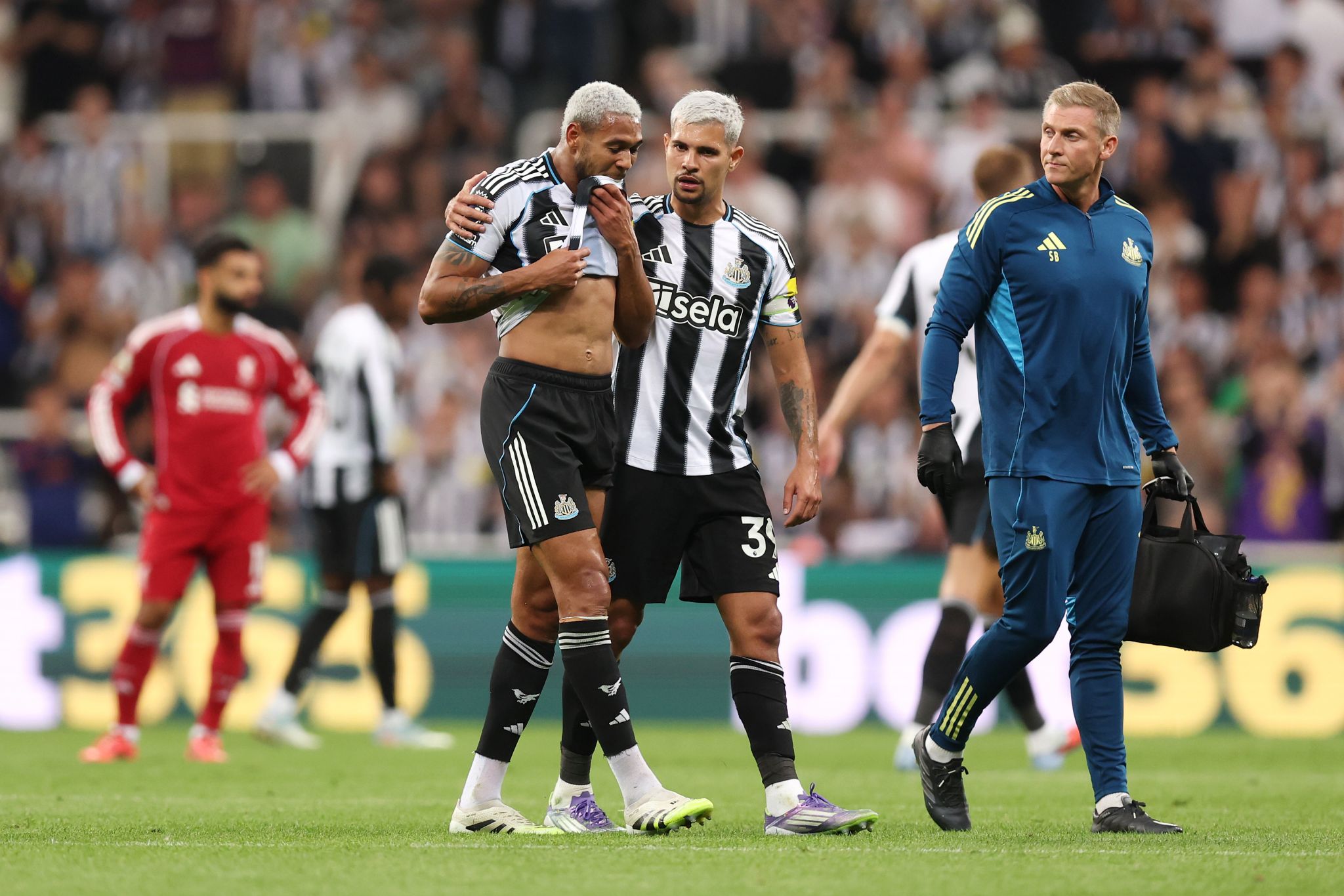 Hackett calls for 'investigation' into frequent stoppages in Liverpool win