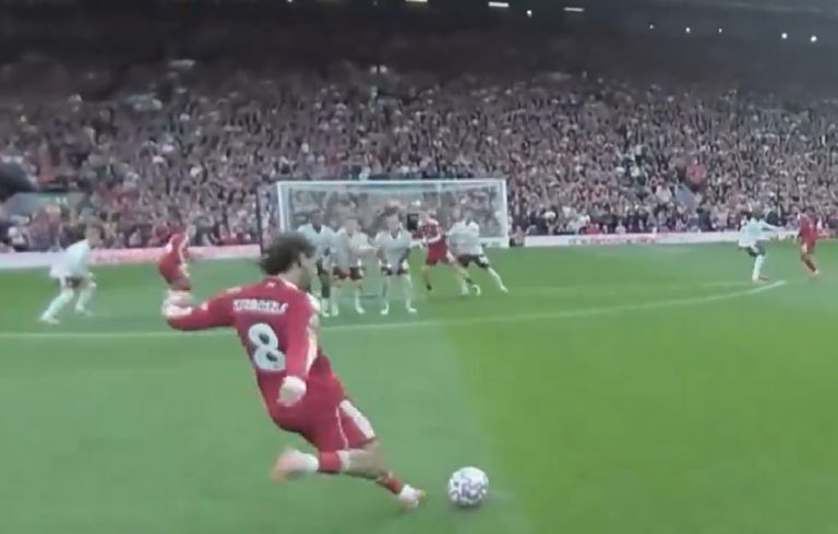 (Video) Szoboszlai free kick looks even more spectacular from refcam view