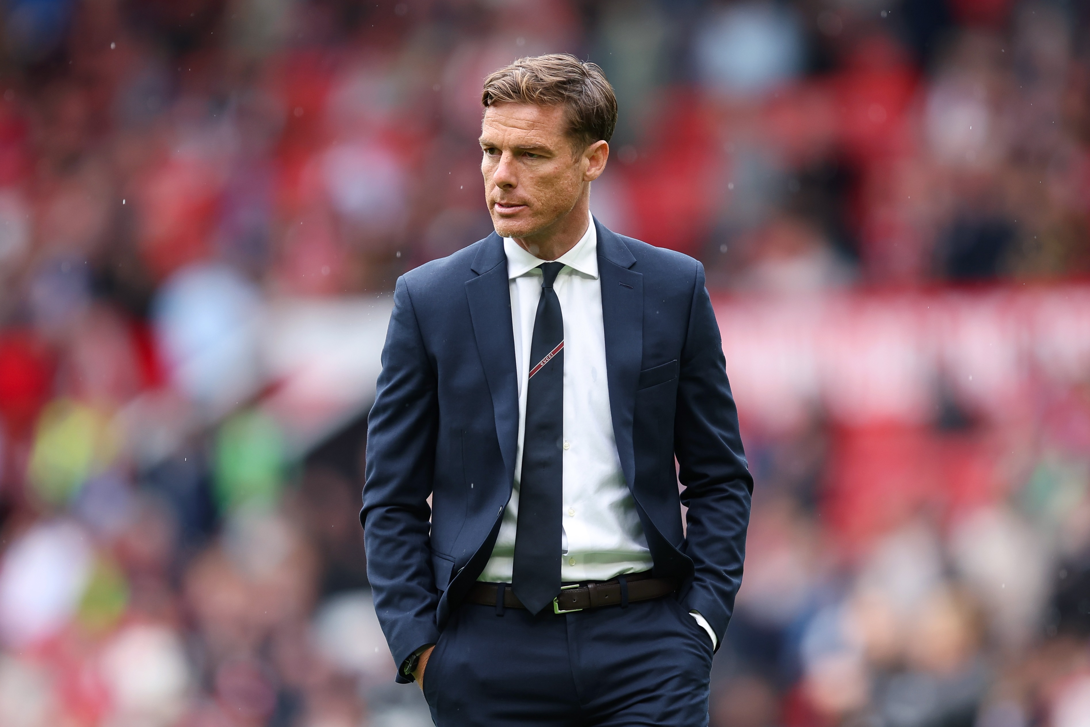 Jamie Carragher and Roy Keane disagree over Liverpool v Burnley