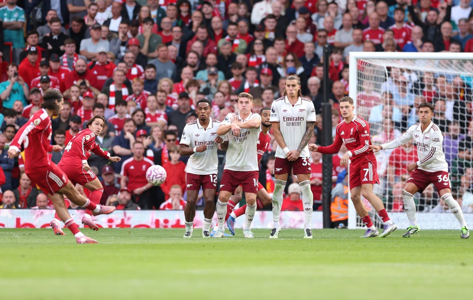 Taylor Twellman wowed by Szoboszlai free kick in 'boring' Liverpool win
