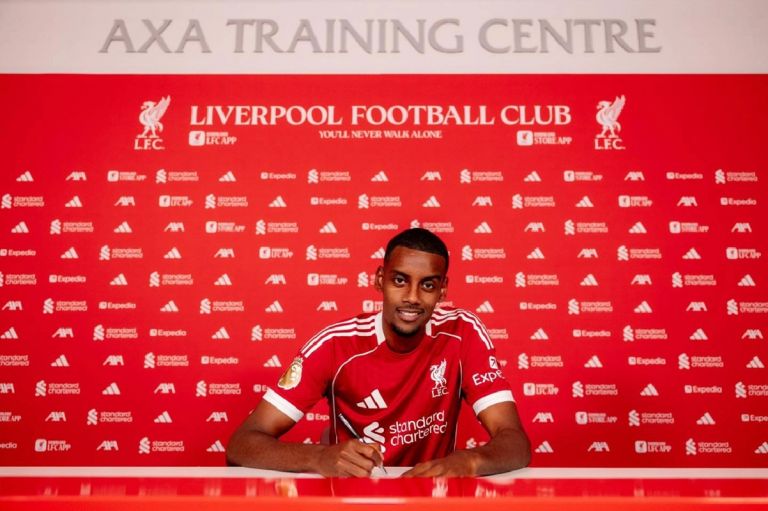 Alexander Isak's first words after completing record Liverpool transfer
