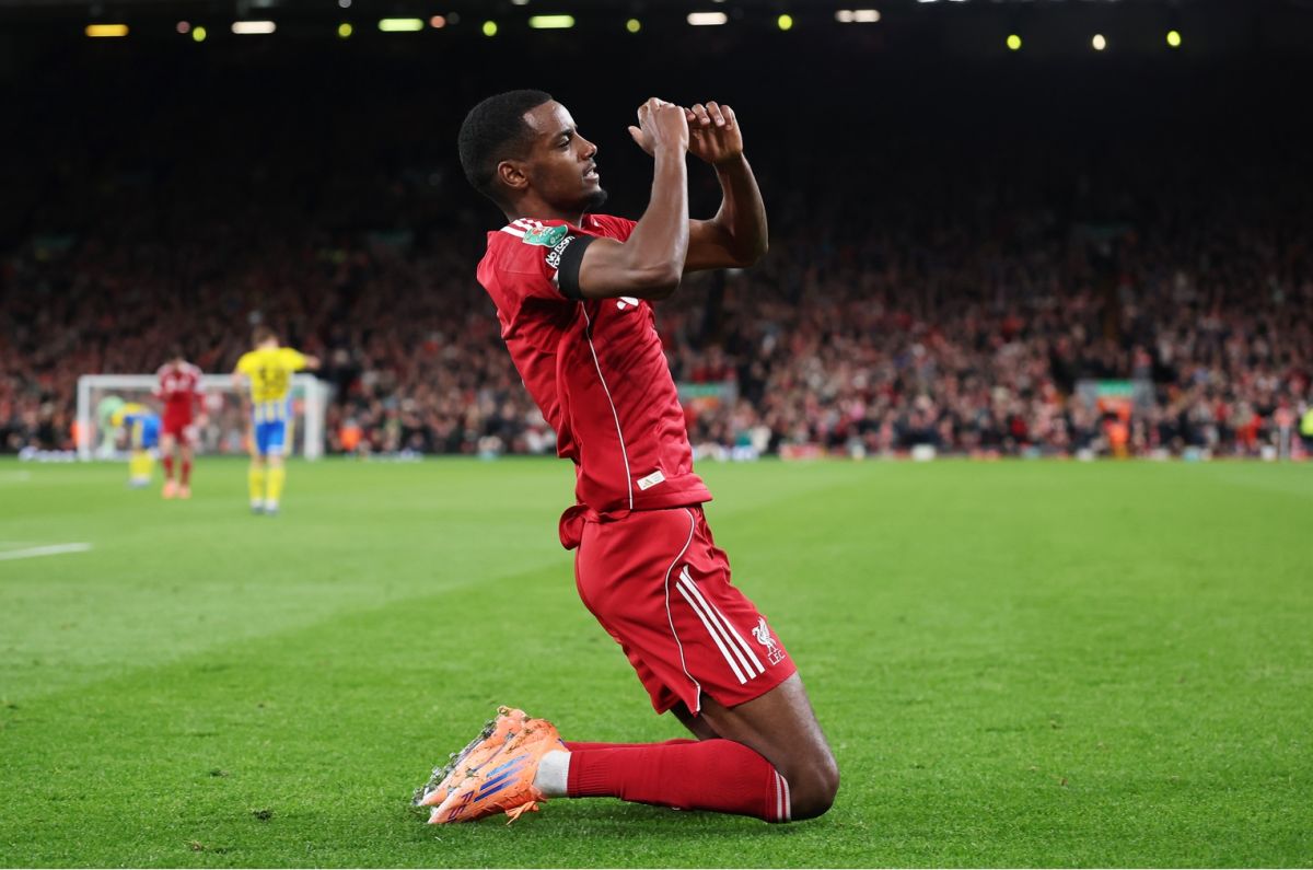 Alexander Isak is 'ready' to play 90 minutes against Switzerland