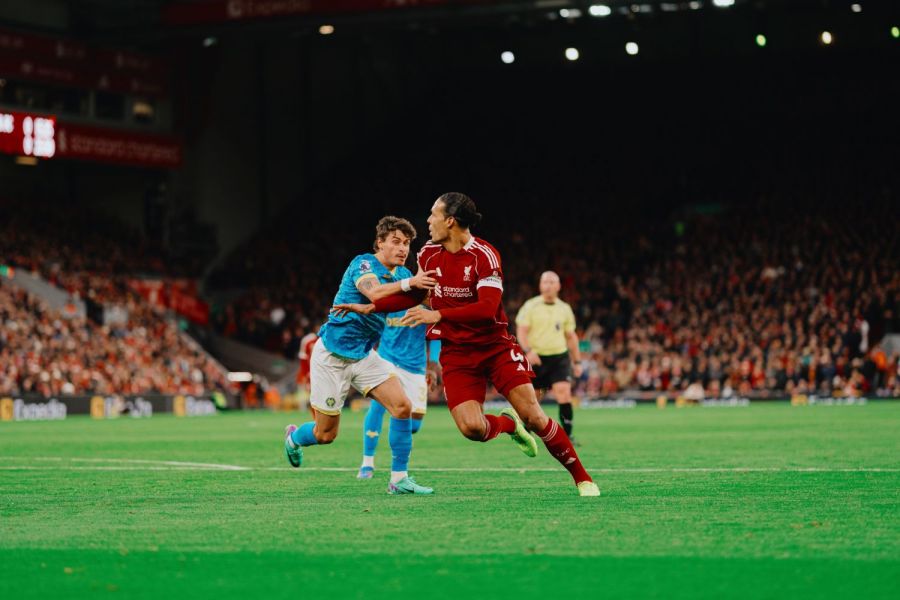 Van Dijk admits one Liverpool flaw is “hurting” everyone