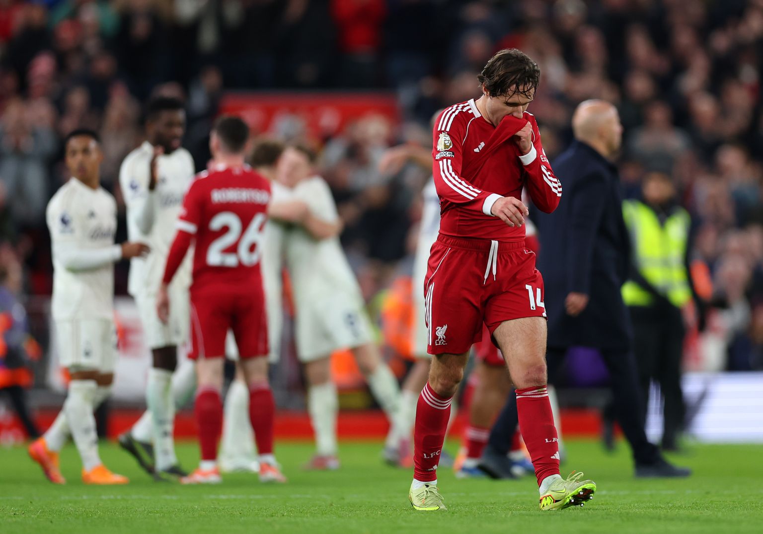 Chiesa suffers injury in warm-up ahead of Marseille v Liverpool